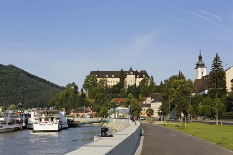 Danube River Greinburg Castle Donaulaende Park Editorial Stock Photo ...