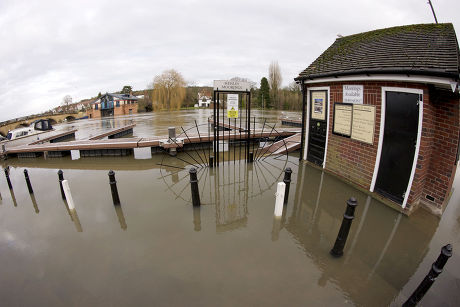 Tow Path Under Water Henley Bridge Editorial Stock Photo - Stock Image ...