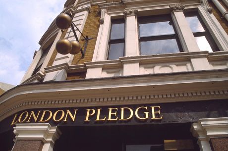 VANISHING LONDON FEATURES - 1992 Stock Pictures, Editorial Images and ...