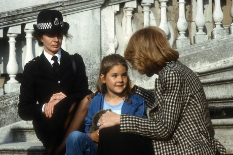 Eunice Roberts Policewoman Rainbow Dench Georgina Editorial Stock Photo ...