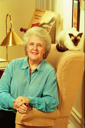 Celebrities Their Pets Actress Stephanie Cole Editorial Stock Photo ...