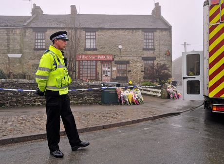 Murder Postmistress Diana Garbutt Police Officers Editorial Stock Photo ...