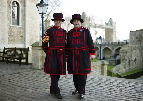 Pictured Right Beefeater John Keohane Chef Editorial Stock Photo ...
