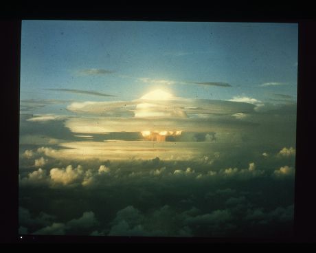 45 Hydrogen bomb explosion Stock Pictures, Editorial Images and Stock ...