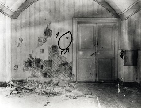 Basement Ipatiev House Where Imperial Family Redaktionelles Stockfoto ...
