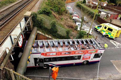 500 Wrecked bridge Stock Pictures, Editorial Images and Stock Photos ...