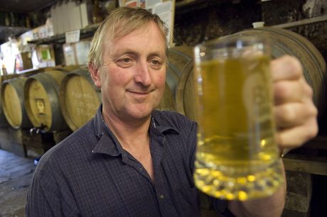 __COUNT__ Perry making at the Ross-on-Wye Cider & Perry Co, Britain ...