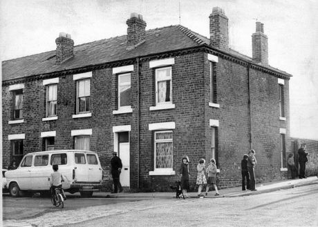 Police Outside 2 Alfred St Darlington 新闻传媒库存照片 - 库存图片 | Shutterstock
