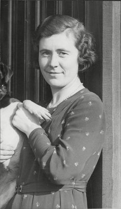 Mrs Eddie Paynter Wife Lancashire Cricketer Editorial Stock Photo ...