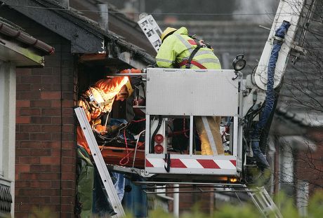 Emergency Services Remove Body Home Cheddleton Editorial Stock Photo ...