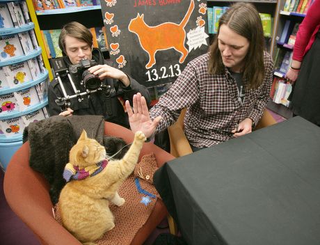 James Bowen and Street Cat Bob 'No Ordinary Cat' book sigining, Staines ...