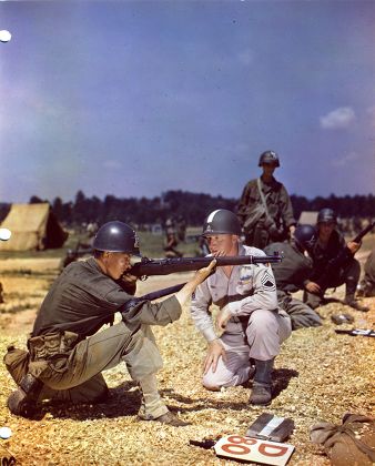 3 Firing ww2 rifle Stock Pictures, Editorial Images and Stock Photos ...