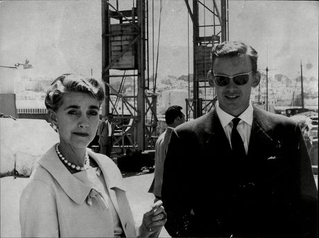 250 Barbara hutton Stock Pictures, Editorial Images and Stock Photos ...