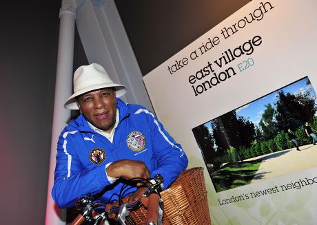 Rahaman Ali Brother Muhammad Ali Visits Editorial Stock Photo - Stock ...
