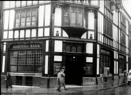 250 1950s banks Stock Pictures, Editorial Images and Stock Photos ...