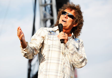 Starship Mickey Thomas Editorial Stock Photo - Stock Image | Shutterstock