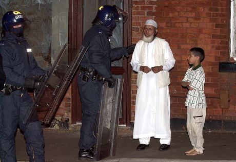Oldham Race Riots Police Riot Gear Editorial Stock Photo - Stock Image ...