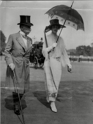 Richard Curzon 4th Earl Howe 3rd - Foto de stock de contenido editorial ...