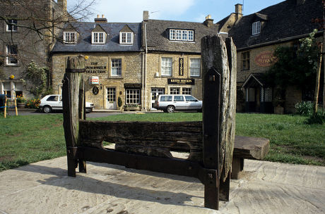 Stocks Stowonthewold Gloucestershire England Britain Editorial Stock ...