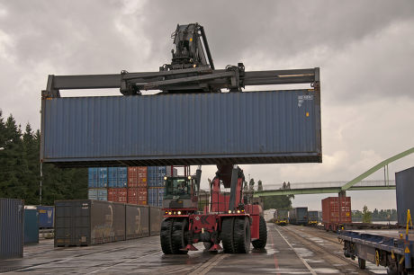 Container Terminal Kalmarspreader Handling Containers Delivered ...