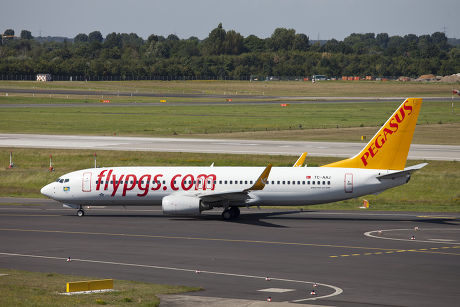 Pegasus Flypgs Tcaaj Boeing 737800 Aircraft Editorial Stock Photo ...