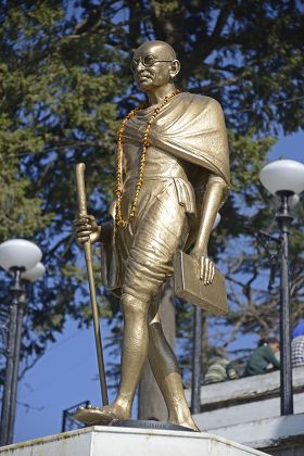 Golden Statue Mahatma Gandhithe Father Nation Editorial Stock Photo ...