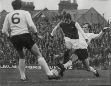 obituary - former footballer ian ross dies Stock Photos (Exclusive ...