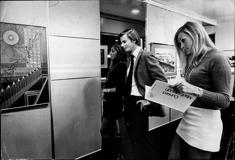 Art Exhibition On Cunard Ship Qe2 Editorial Stock Photo - Stock Image ...