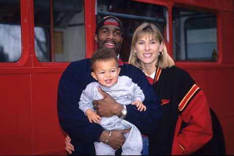 Derek Redmond Sharron Davies Baby Elliott Editorial Stock Photo - Stock ...
