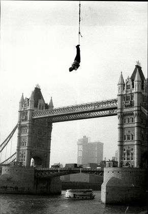 Escapology Act Showing Escapologist Alan Alan Editorial Stock Photo ...
