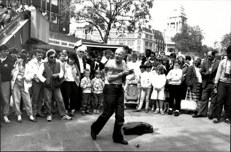 Escapology Act Showing Escapologist Tower London Editorial Stock Photo ...