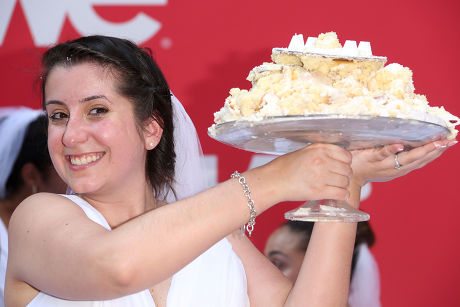 Cake Eating Contest Winner Jennifer Paolotti Editorial Stock Photo ...
