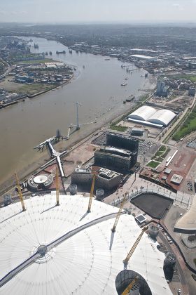 North Greenwich Peninsula O2 River Thames Editorial Stock Photo - Stock ...