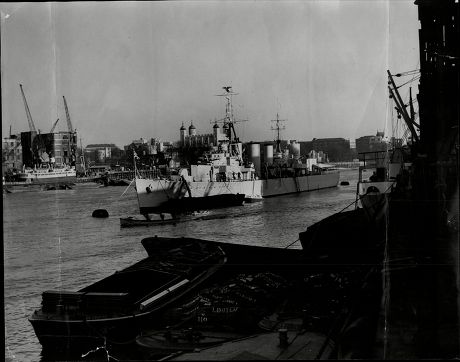Royal Navy Minelayer Hms Apollo Sailing Editorial Stock Photo - Stock ...