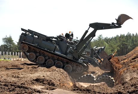 __COUNT__ British Army unveils multipurpose remote controlled armoured ...