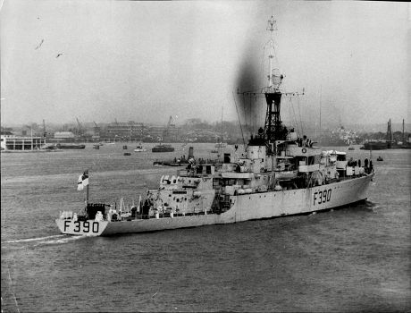 Hms Loch Fada K390f390 Lead Ship Editorial Stock Photo - Stock Image ...