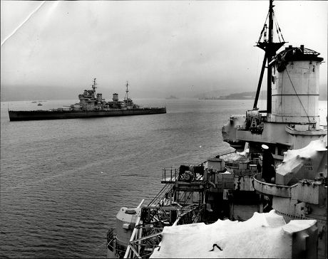 93 Battleship fire Stock Pictures, Editorial Images and Stock Photos ...