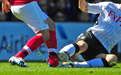 Steve Sidwell Fulham Sent Off Early Editorial Stock Photo - Stock Image ...