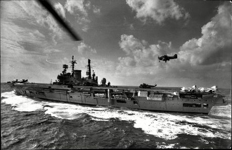 92 Catapult ship Stock Pictures, Editorial Images and Stock Photos ...