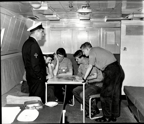 Hms Resolution Royal Navy Nuclear Submarine Editorial Stock Photo ...