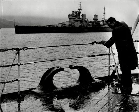 93 Battleship fire Stock Pictures, Editorial Images and Stock Photos ...