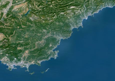 1 Ile du levant france Stock Pictures, Editorial Images and Stock ...