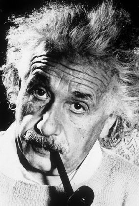 3 Physicist scientist smoking pipe Stock Pictures, Editorial Images and ...