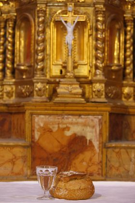 52 Altar bread Stock Pictures, Editorial Images and Stock Photos ...
