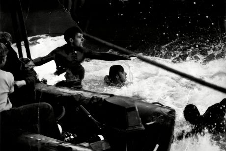 Disaster Hms Artemis Royal Navy Submarine - Foto de stock de contenido ...