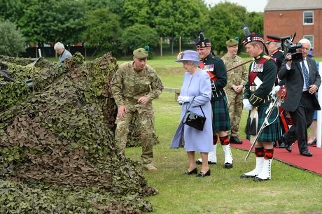 Queen Elizabeth Ii Shown Army Tent Editorial Stock Photo - Stock Image ...