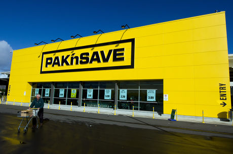 Paknsave Supermarket Kaitaia New Zealand Editorial Stock Photo - Stock ...