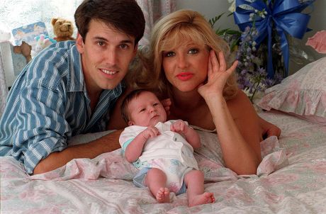 Ellie Laine Husband Paul Angelino Newborn Editorial Stock Photo - Stock ...