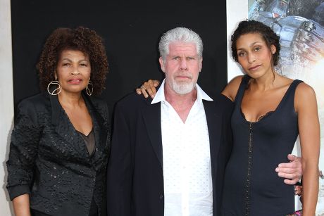 Opal Perlman Ron Perlman Daughter Blake Redaktionelles Stockfoto ...