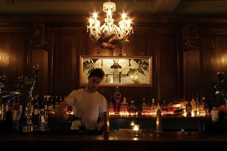 16 Bar napoleon Stock Pictures, Editorial Images and Stock Photos ...